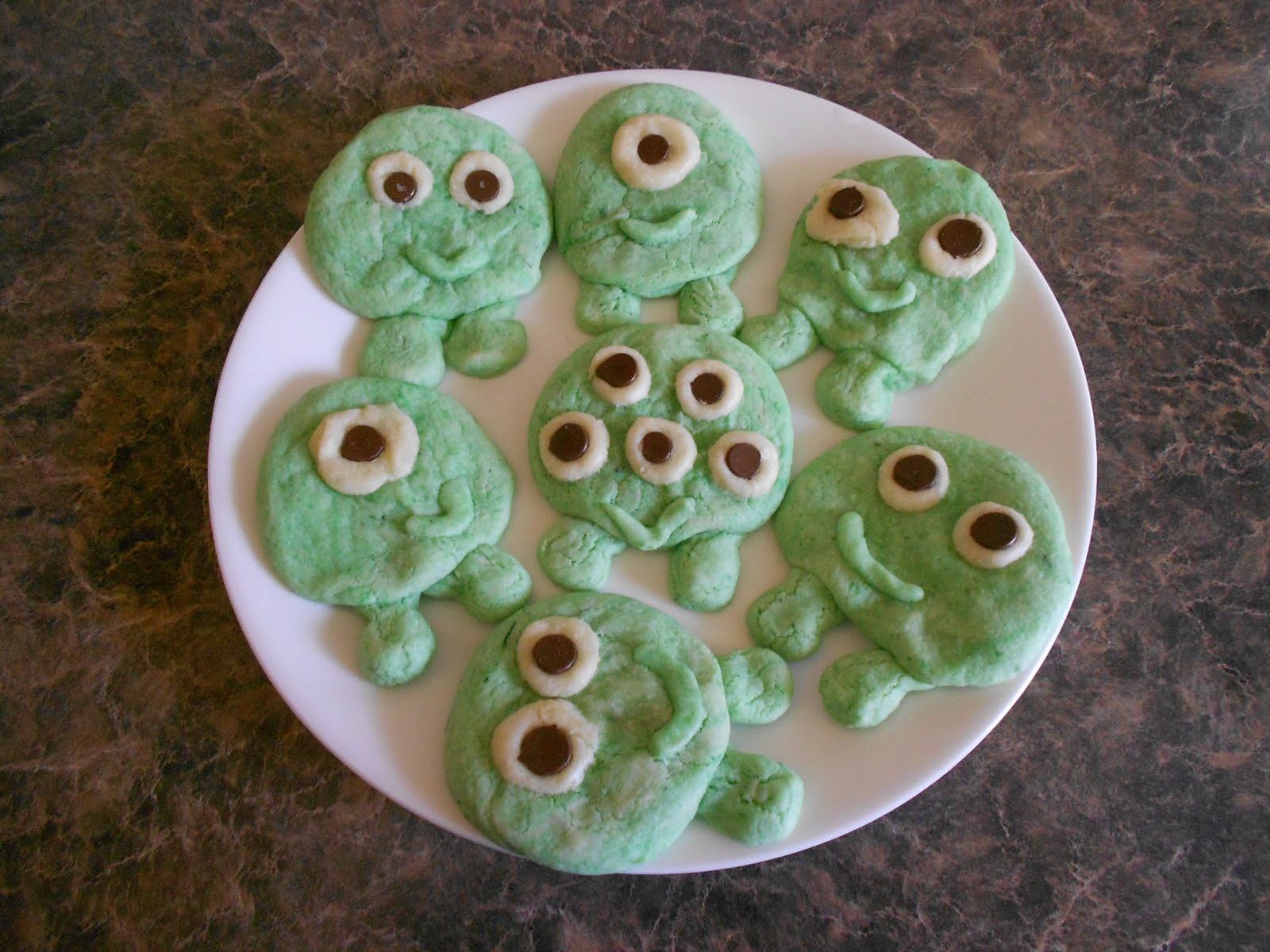 Almost Unschoolers: Alien Cookies