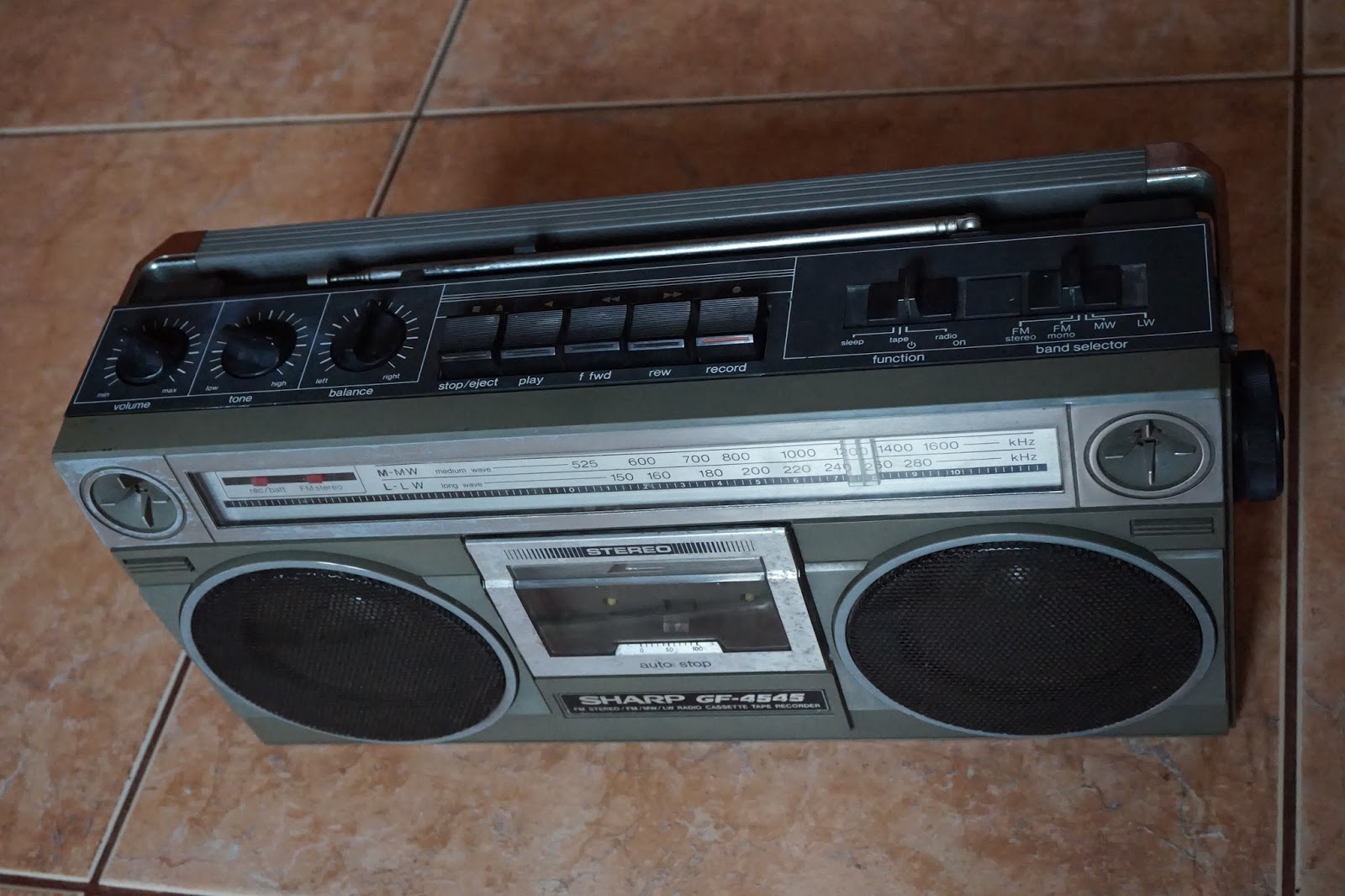 МАГНИТОЛиЯ - бумбоксы, магнитофоны и магнитолы!: Sharp GF-4545H ...
