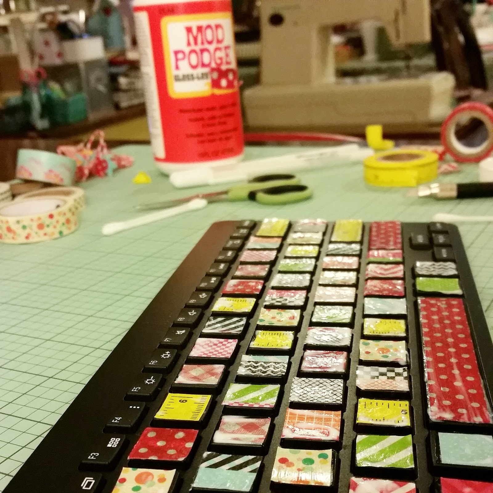 Domesticraft: Colorful DIY Washi Tape Keyboard Tutorial Part 2