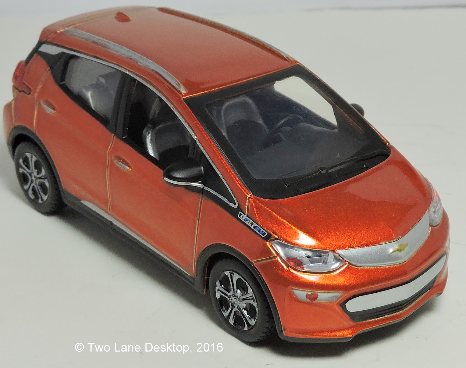 Its Electric! Maisto 1:43 Chevy Bolt and Ford Th!nk