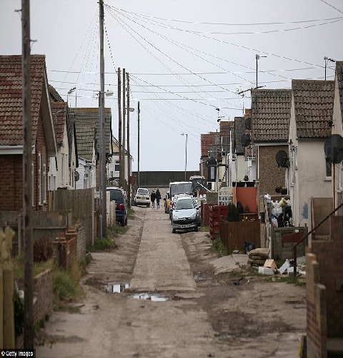 BLOGS IN BRIEF: England has slums too!