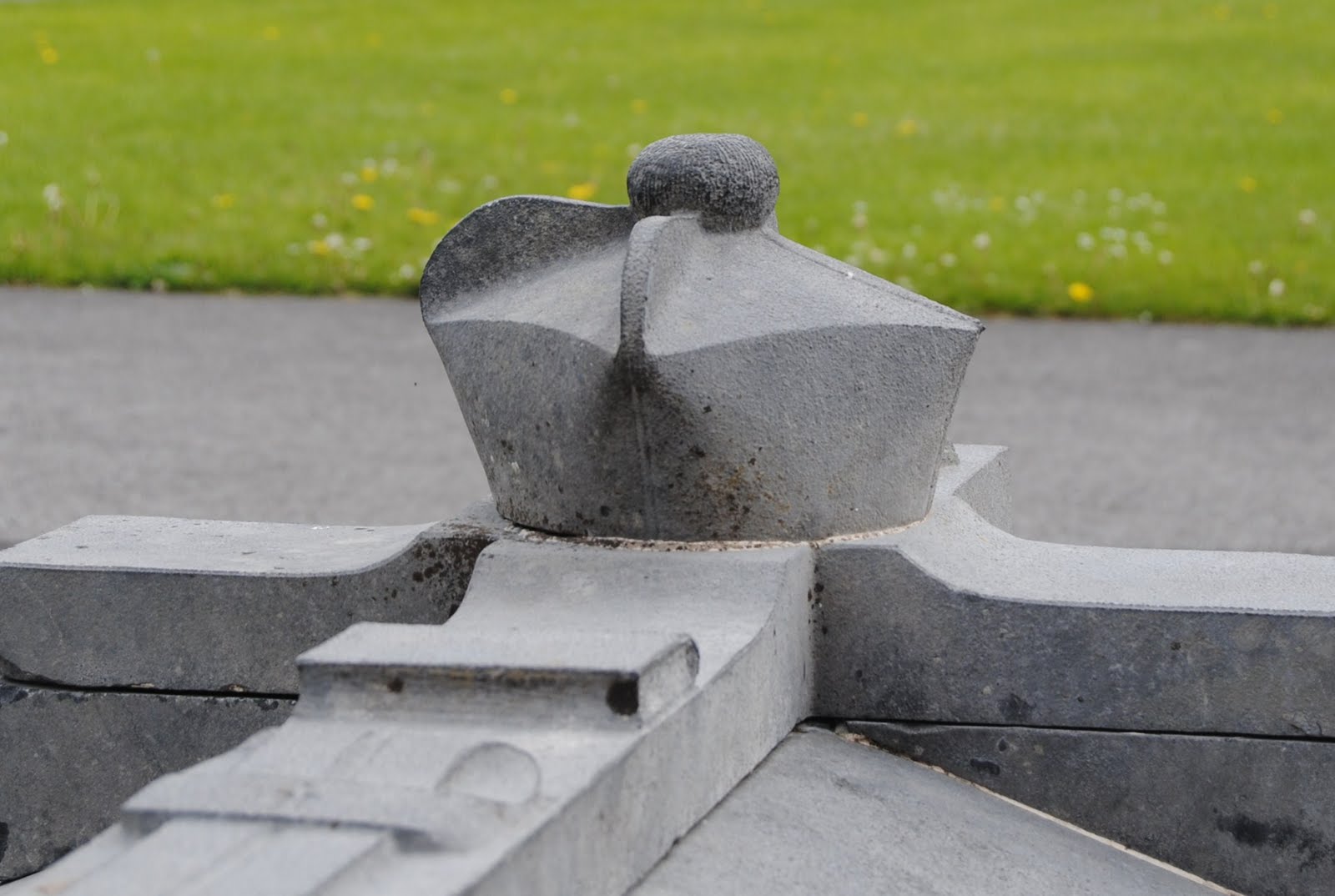 Orbis Catholicus Secundus: Tomb of a Priest