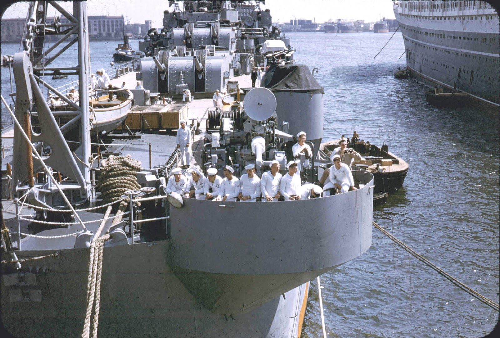 Naval Analyses: WARSHIPS OF THE PAST: Worcester class anti-aircraft ...