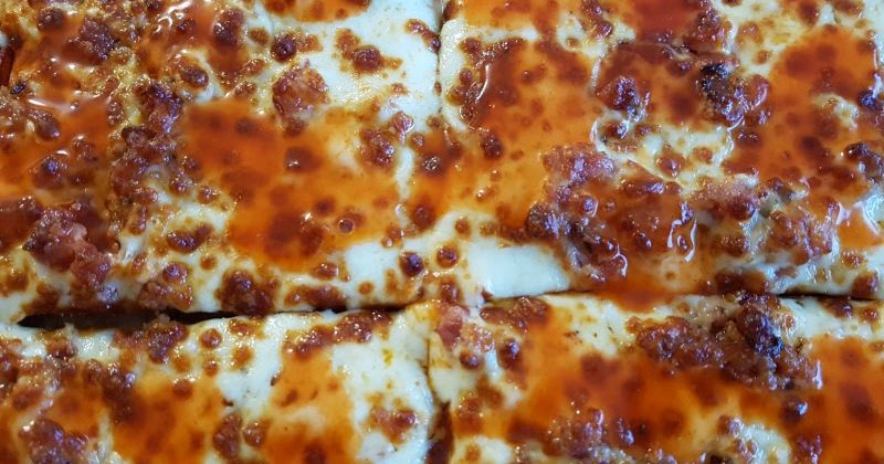 Filtered Photos of Pizza (Strange and Slightly Disturbing)