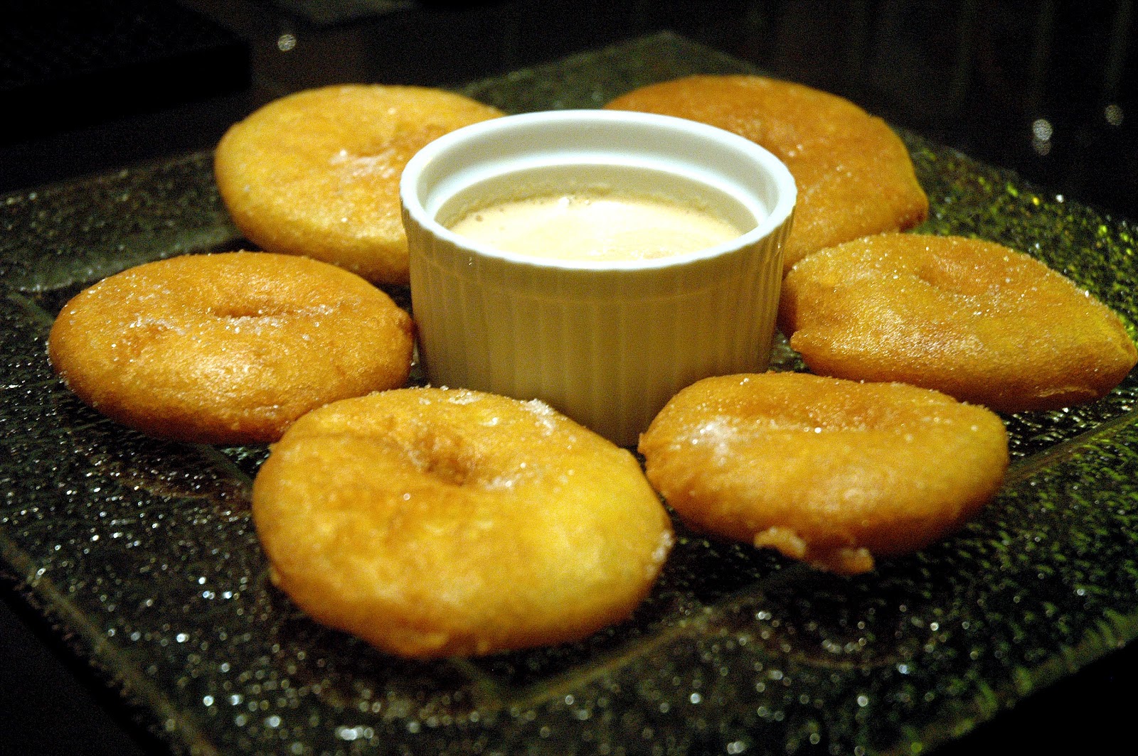 DUDE FOR FOOD: A Couple of Sangrias, Awesome Tapas and a Cochinillo at Cova