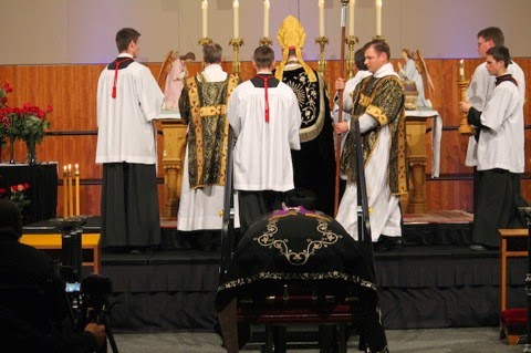 Walt Whiteman's World: VIDEO LINK: Pontifical High Mass for Father ...