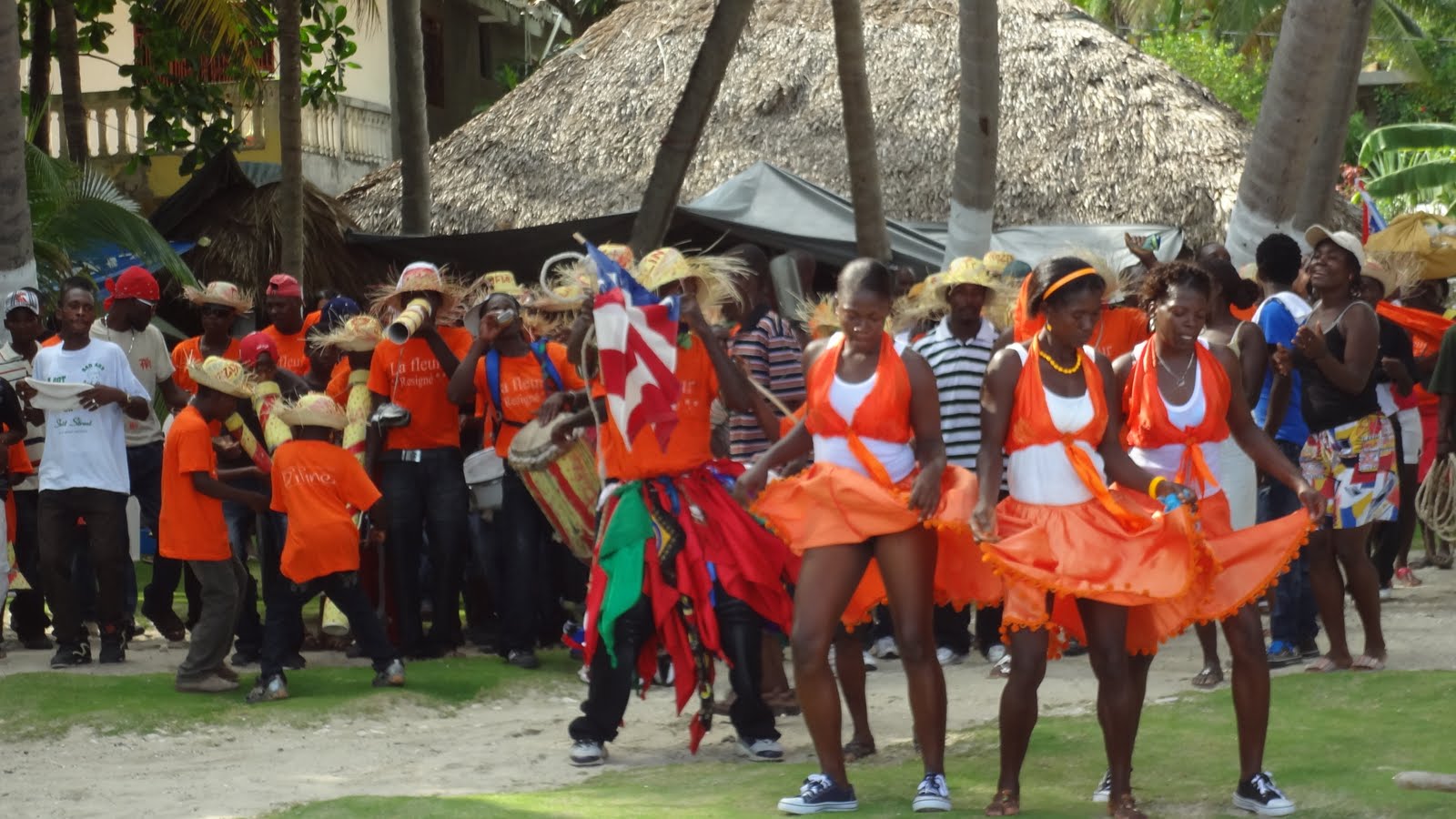 Haïti: Easter with the Rara