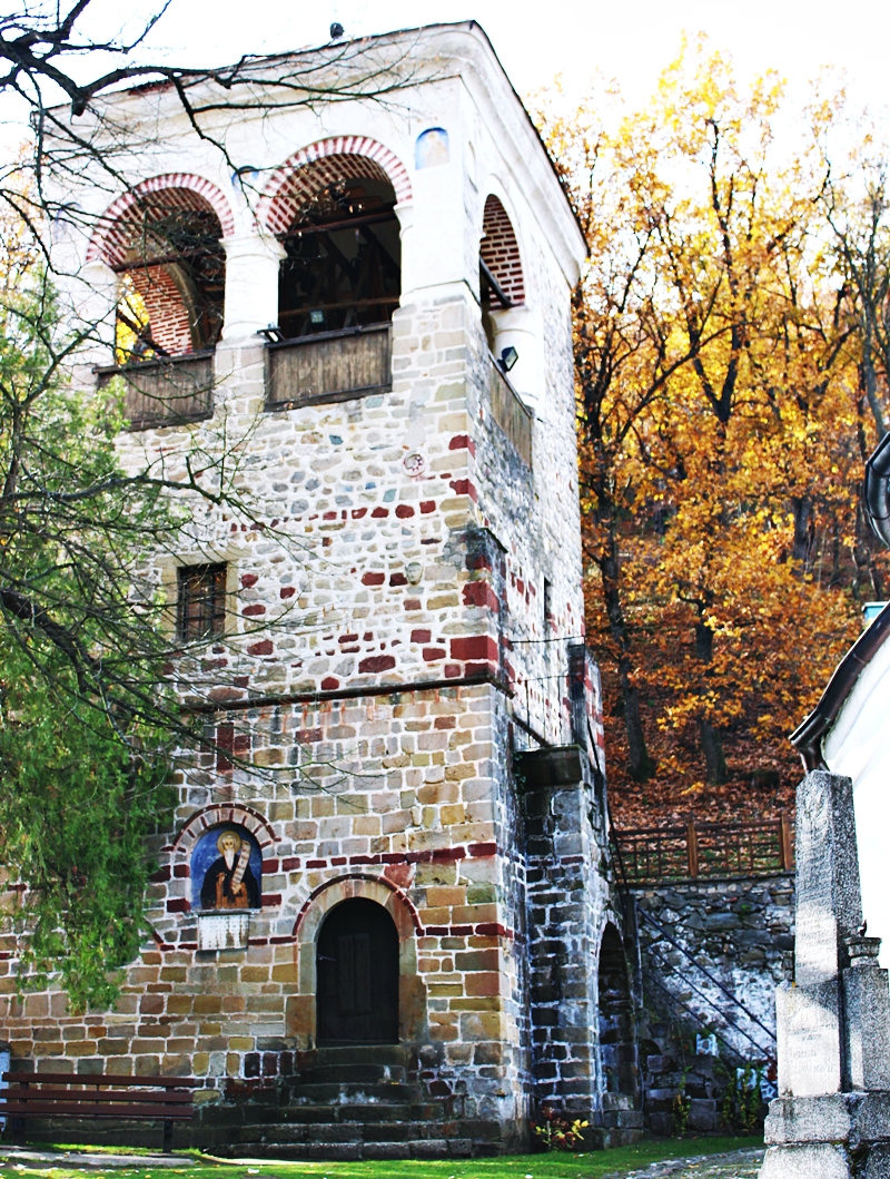 Serbian monasteries: Ravanica, Sveti Roman, Djunis | GLAM FAB HAPPY