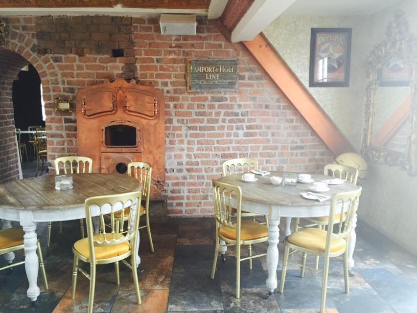 It's Grim Up North: Carpathia Champagne Bar & Restaurant, Liverpool by ...