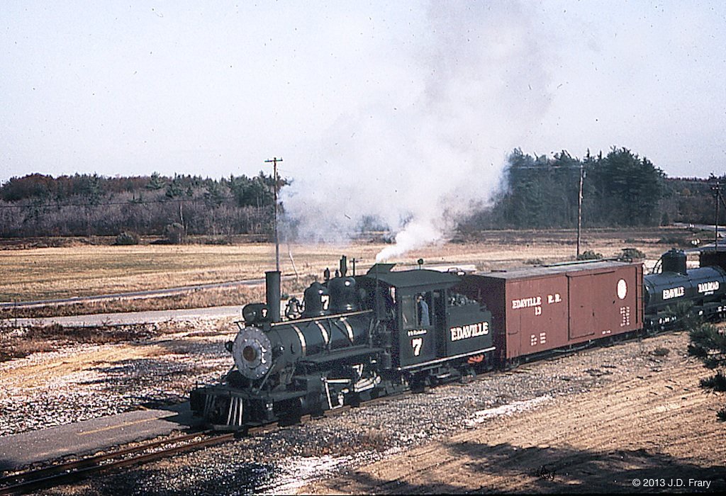 Trackside Scenery: Edaville #7