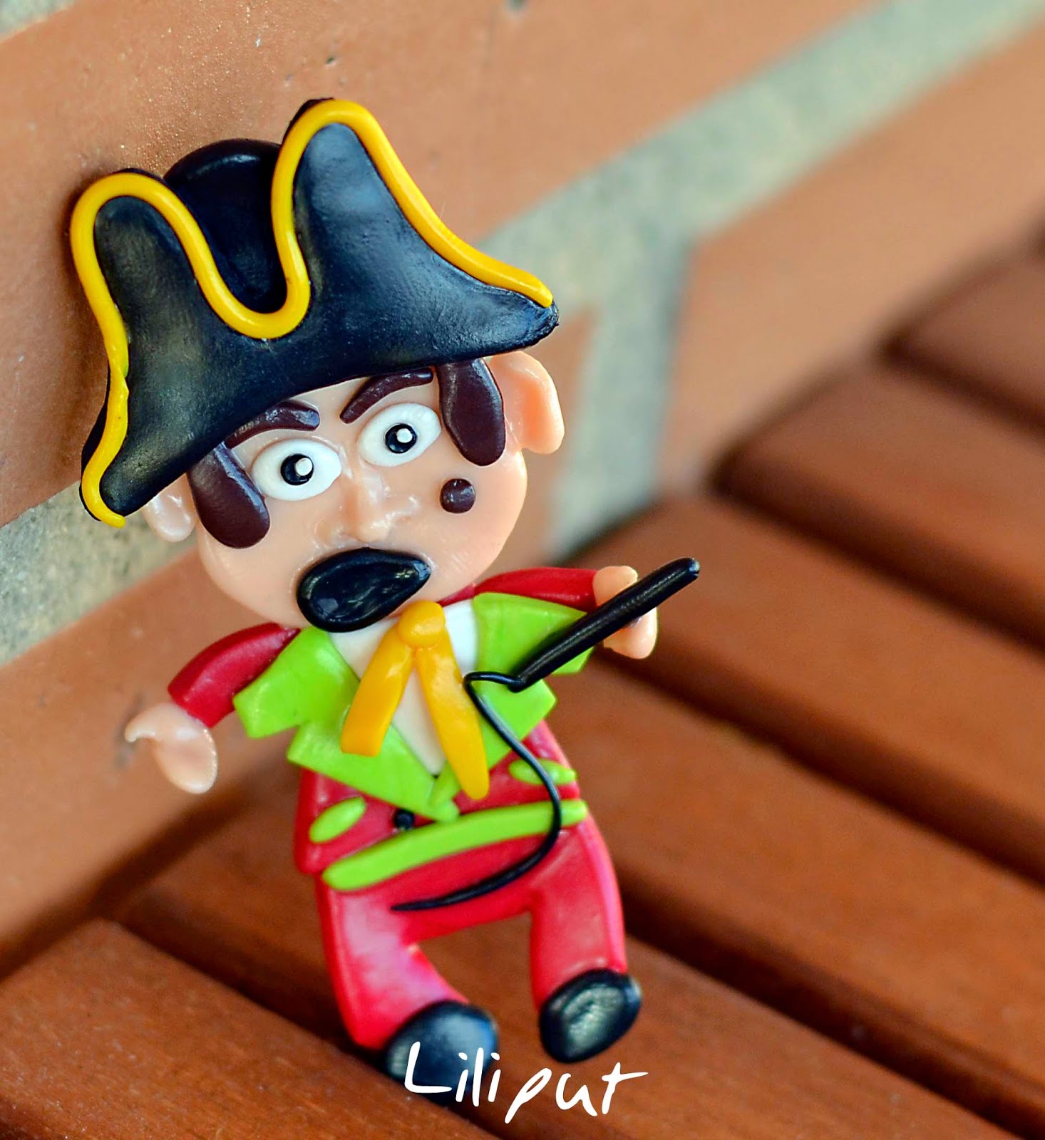 Liliput: Cabezudos broche e imán de nevera en Fimo