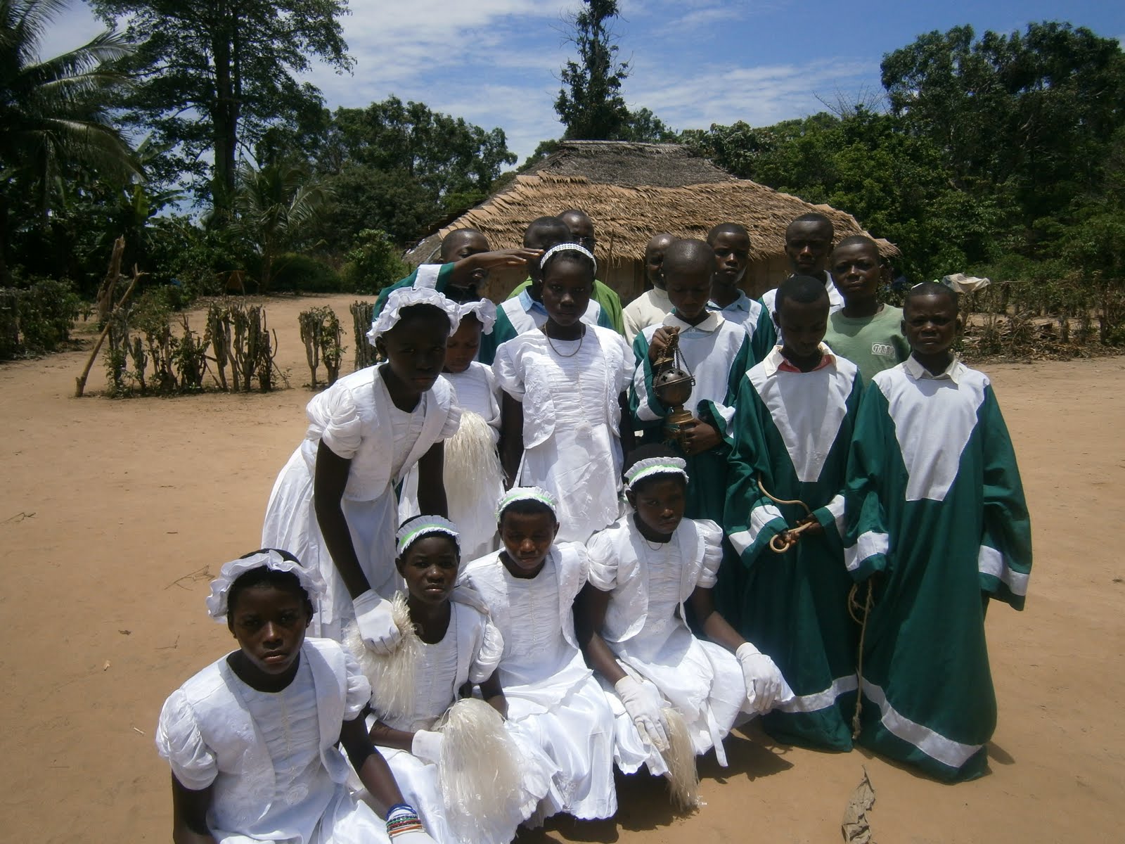 DIOCESE D'INONGO: Du nouveau sous le soleil de Dungu: une nouvelle ...