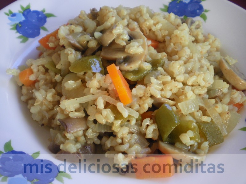 Mis Deliciosas Comiditas: ARROZ INTEGRAL CON VERDURAS