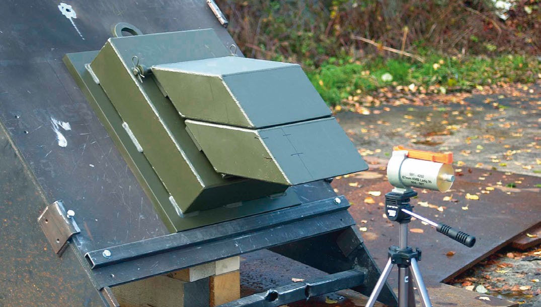 Below The Turret Ring: Explosive Reactive Armor - some history, some types