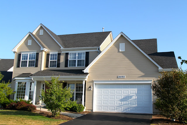 HouseWifery: Outside House Tour