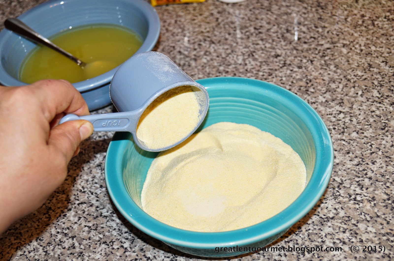 Great Lent Gourmet: Day 16: March 9, 2015 - Bobota (Greek Corn Bread ...