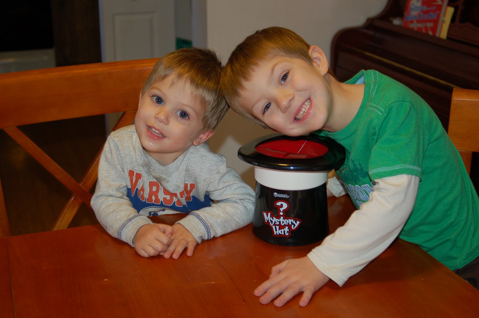 Mystery Hat - a Great Learning Tool in the Classroom