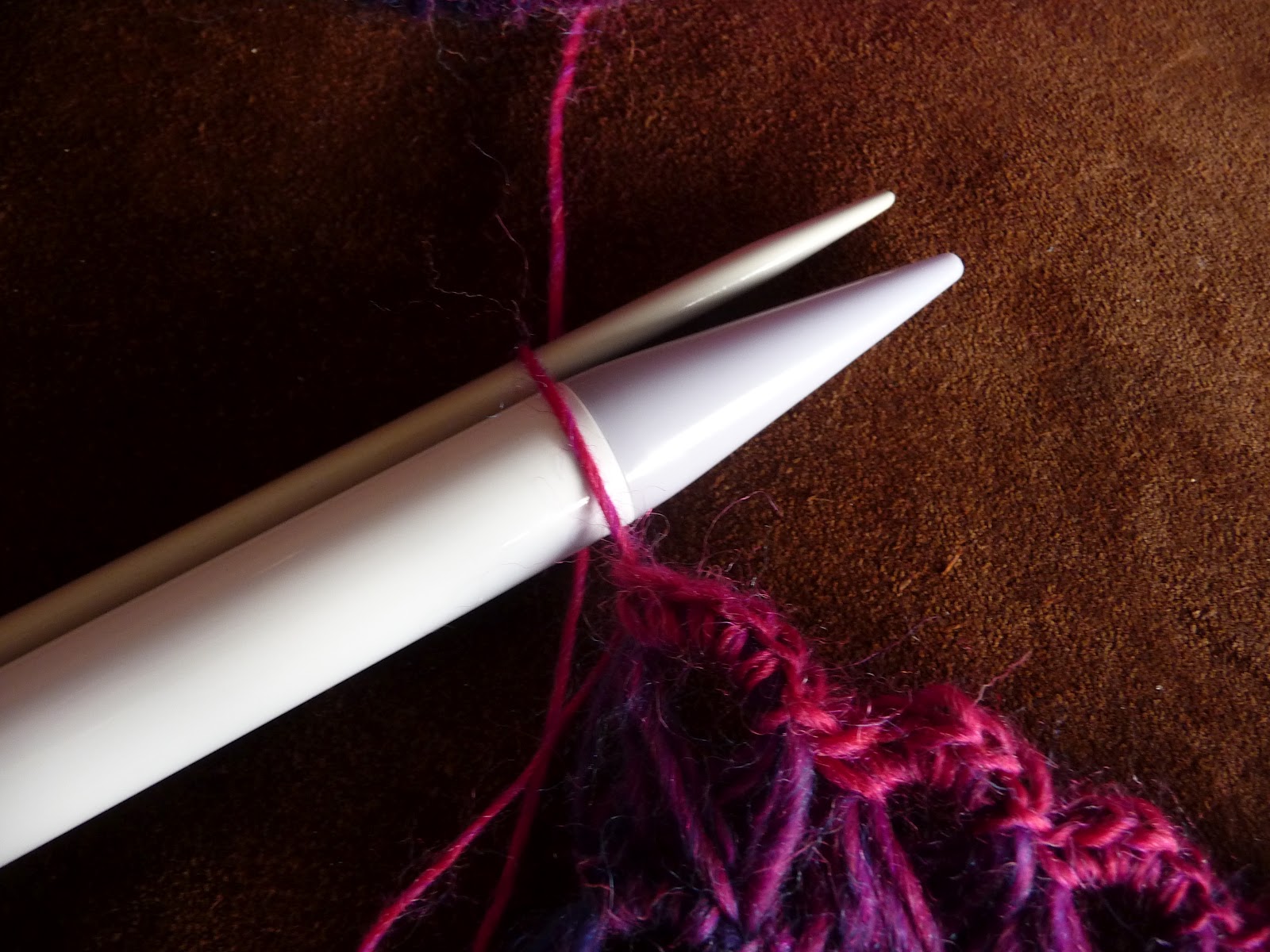 RiannesHaaksels: Stokhaken of bezemsteel breien