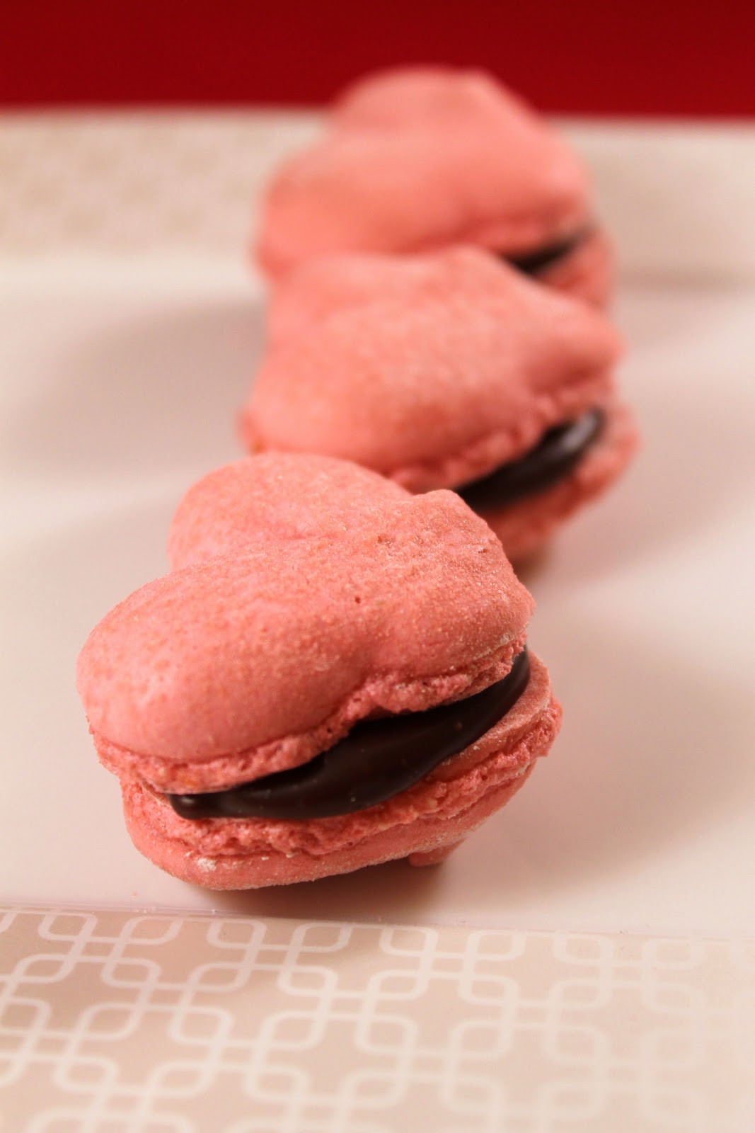 Desserts by Annie: Valentine Heart Macarons