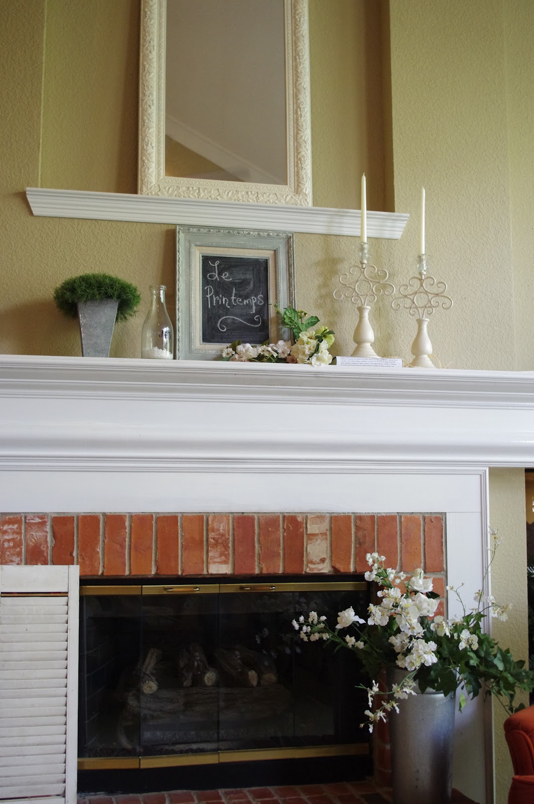 Spring into Spring {Simple Spring Mantle} | Simple.Beautiful.Life.