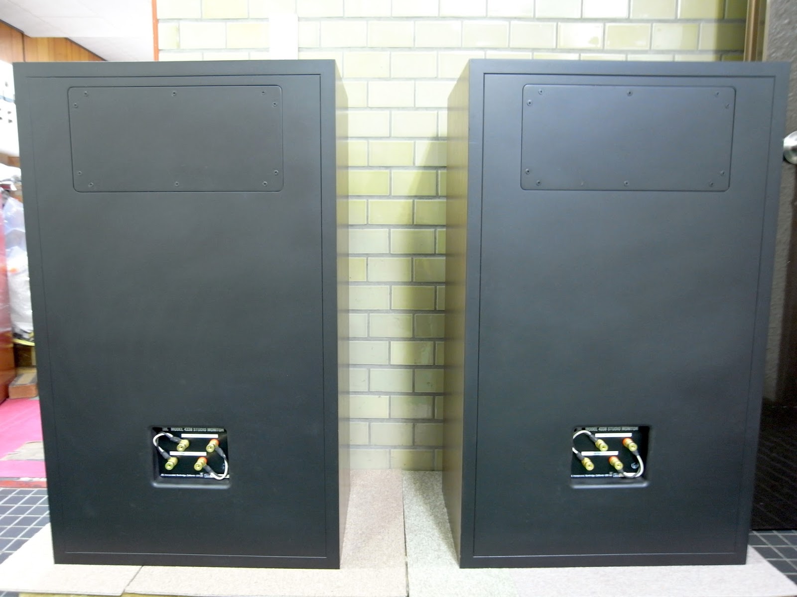 SIS AUDIO BLOG: 中古品情報 JBL 4338