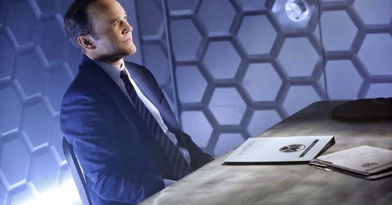 AGENTS OF S.H.I.E.L.D.: Agent Coulson's Resurrection is a Dark and ...