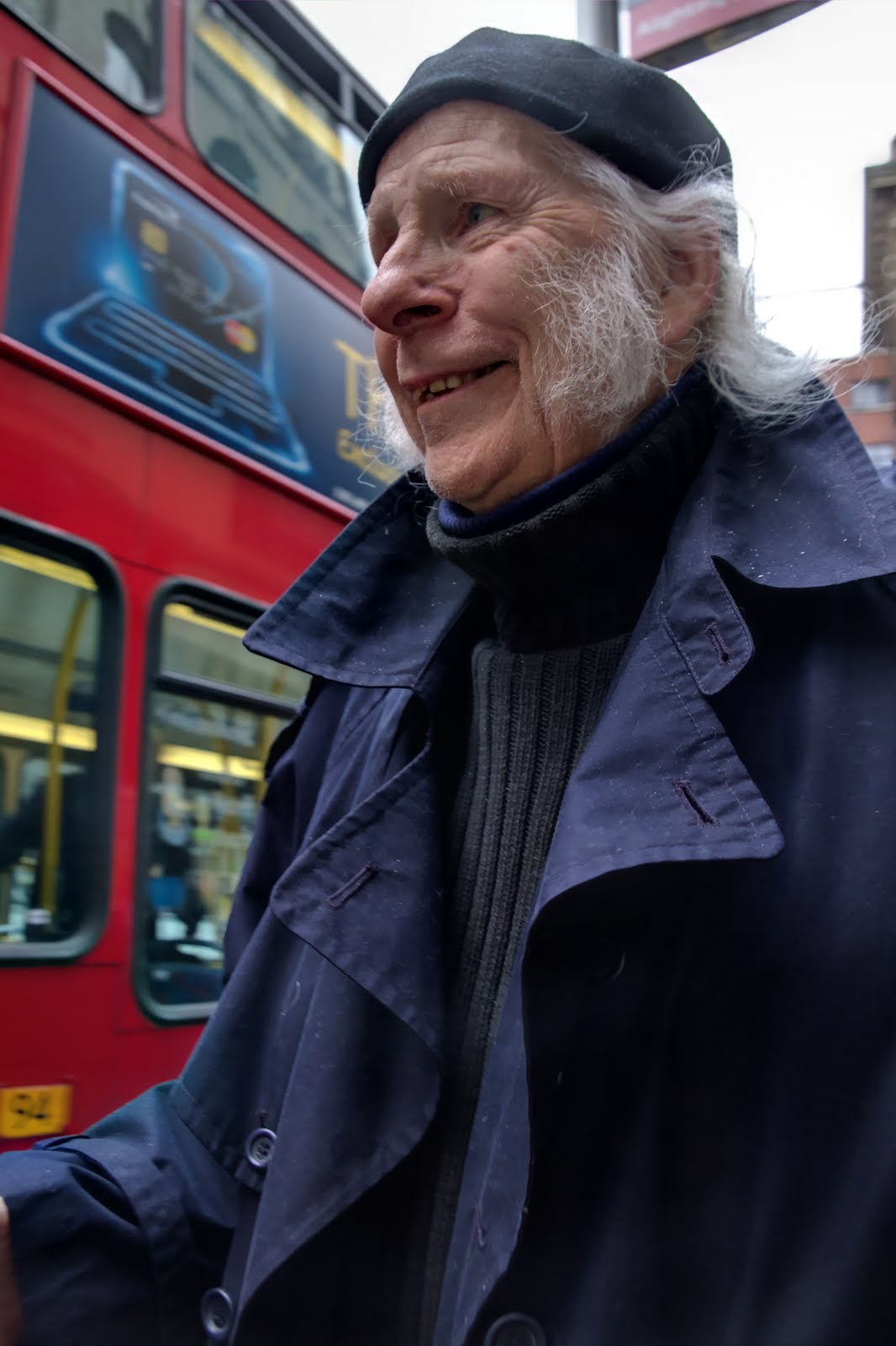 BADIA MASTERPIECES: LONDON PEOPLE AND THE RAIN