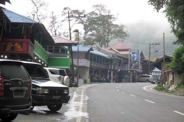 Menikmati Panorama Alam Penatapan Berastagi Sumatera Utara | AZIS ...