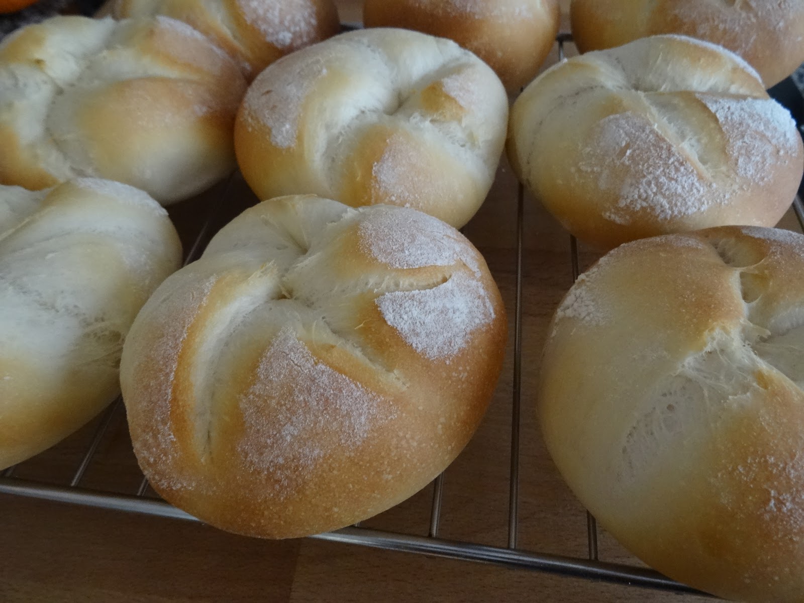 corteza y miga: Panecillos de viena