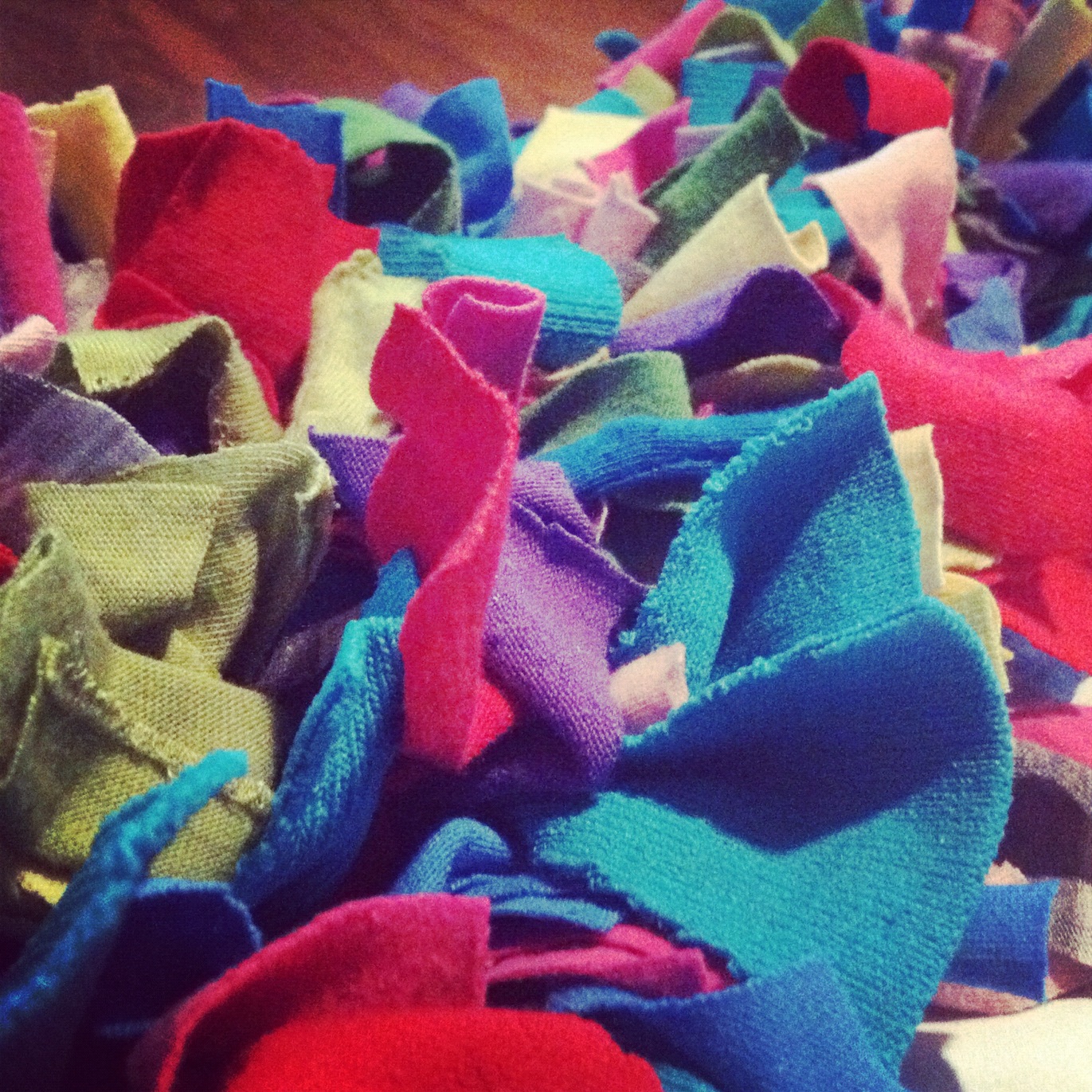 Eat, Sleep, Pinterest: DIY T-Shirt Rug {You're Gonna Love It}