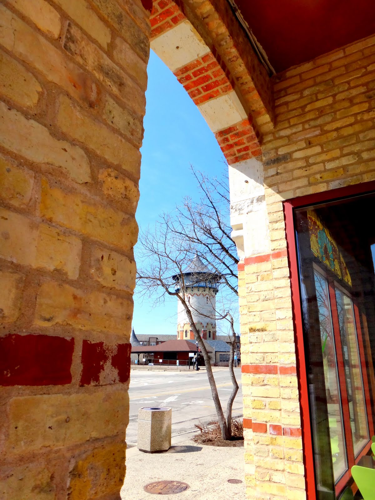 Riverside's Arcade Building