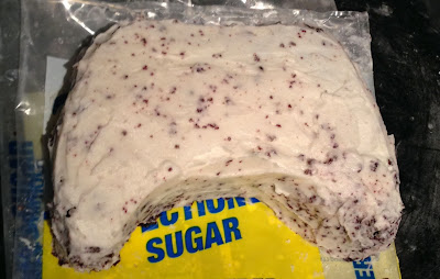 Jamie's Food Ventures: Perfect Buttercream Frosting for Dirty Icing a Cake