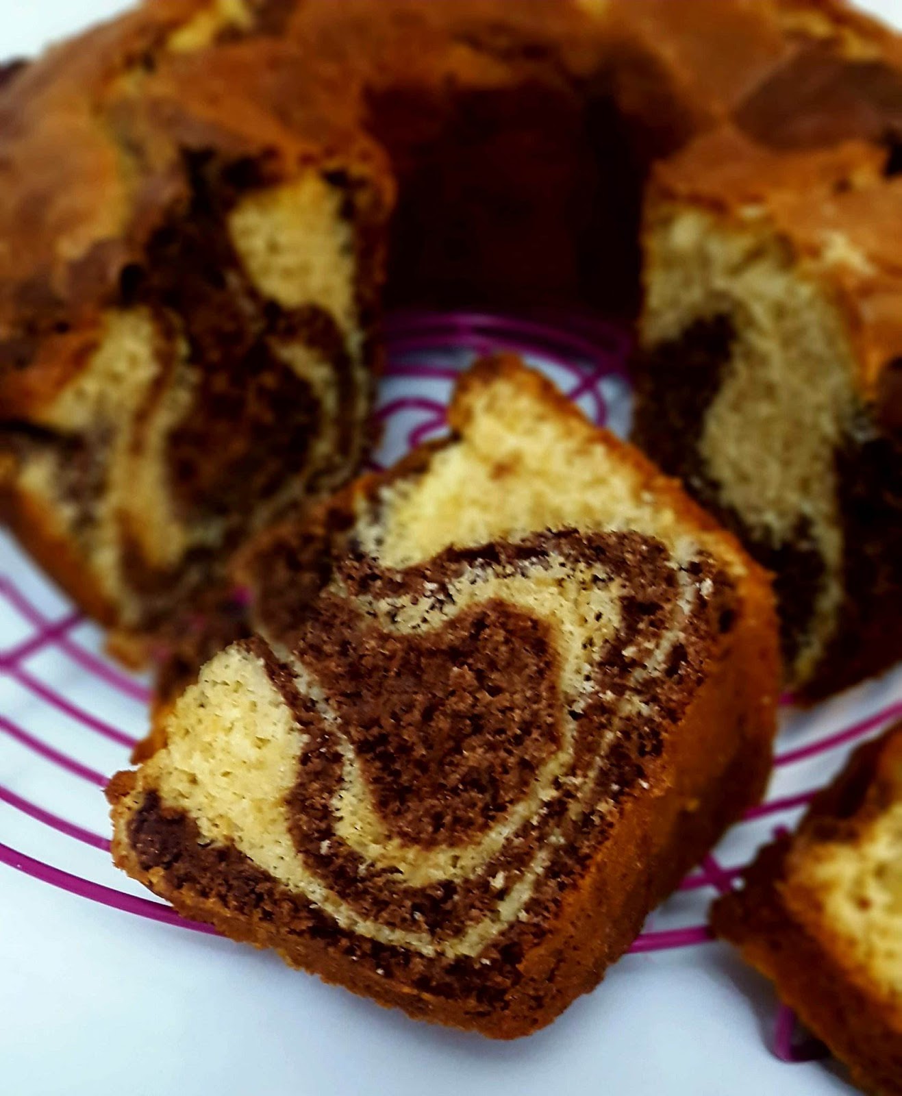 Bolo Mármore...um bolo com sabor a infância e ternura!
