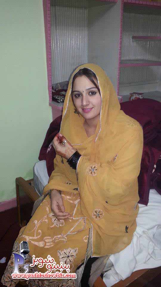 Pashto Film Actress Neelam Gul Private Photos Pashto Film Actress Neelam Gul Private Photos