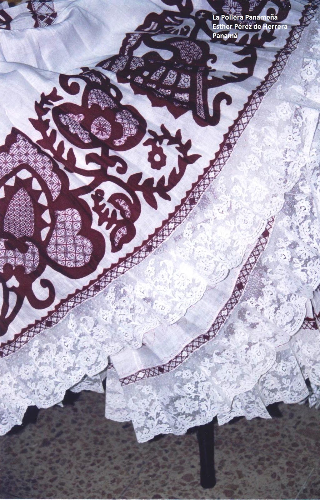 La Pollera de Panamá: Pollera de gala en Labor de talco.