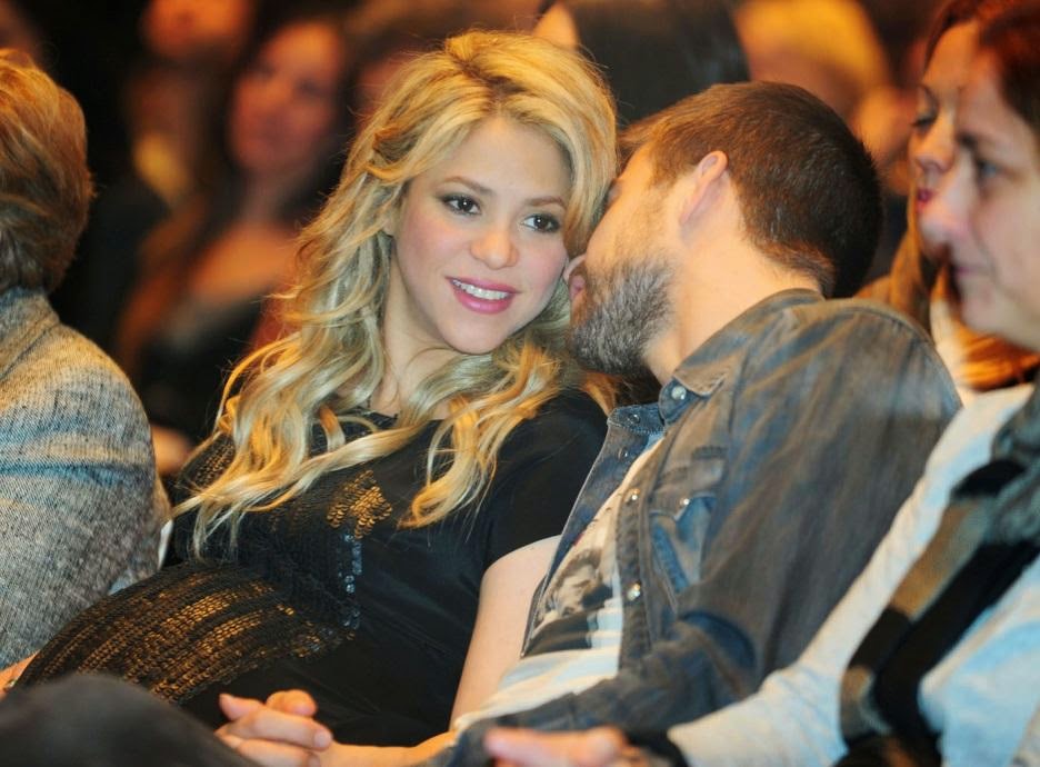 Pregnant Celebrities: Shakira Baby Bump