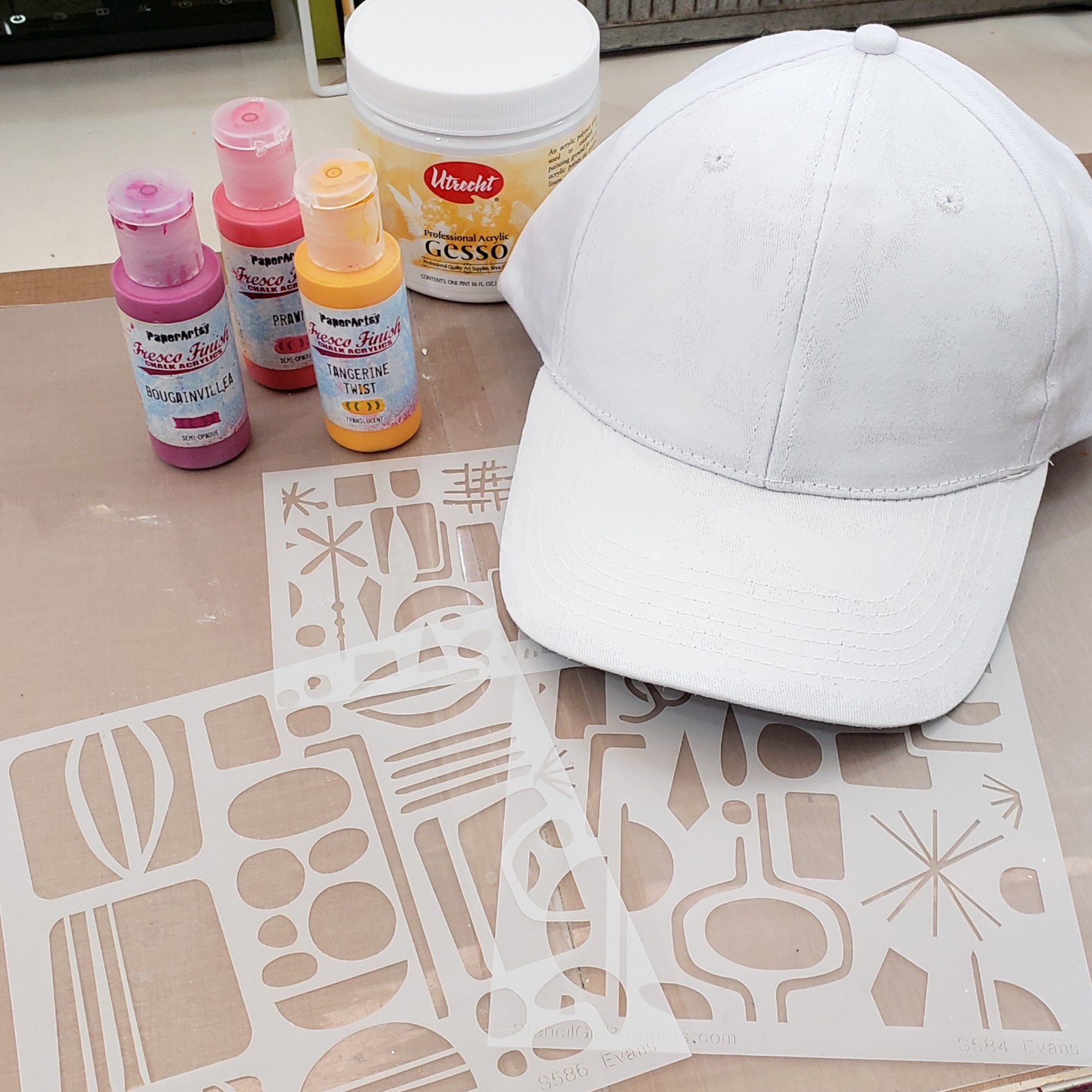 StencilGirl Talk: Stencil it! Wear it! Cool Cap with Belen of Art & Whimsy