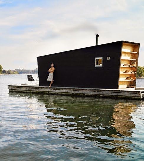 House - Building function: Building a floating home