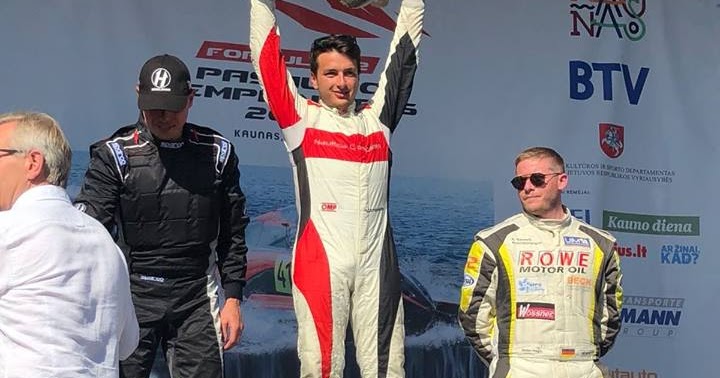 pagina dello sport: MOTONAUTICA: ALBERTO COMPARATO VINCE LA PRIMA PROVA ...