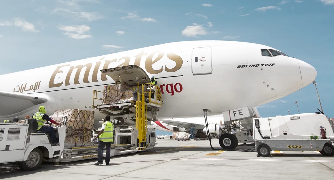 La aerolínea Emirates SkyCargo inició operaciones en el Aeropuerto El ...
