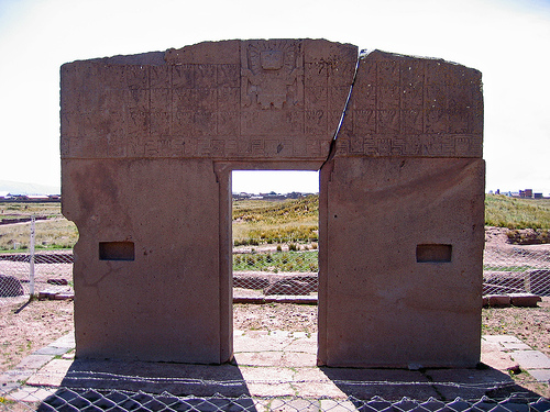 CULTURA TIAHUANACO ~ HISTORIA DEL PERÚ