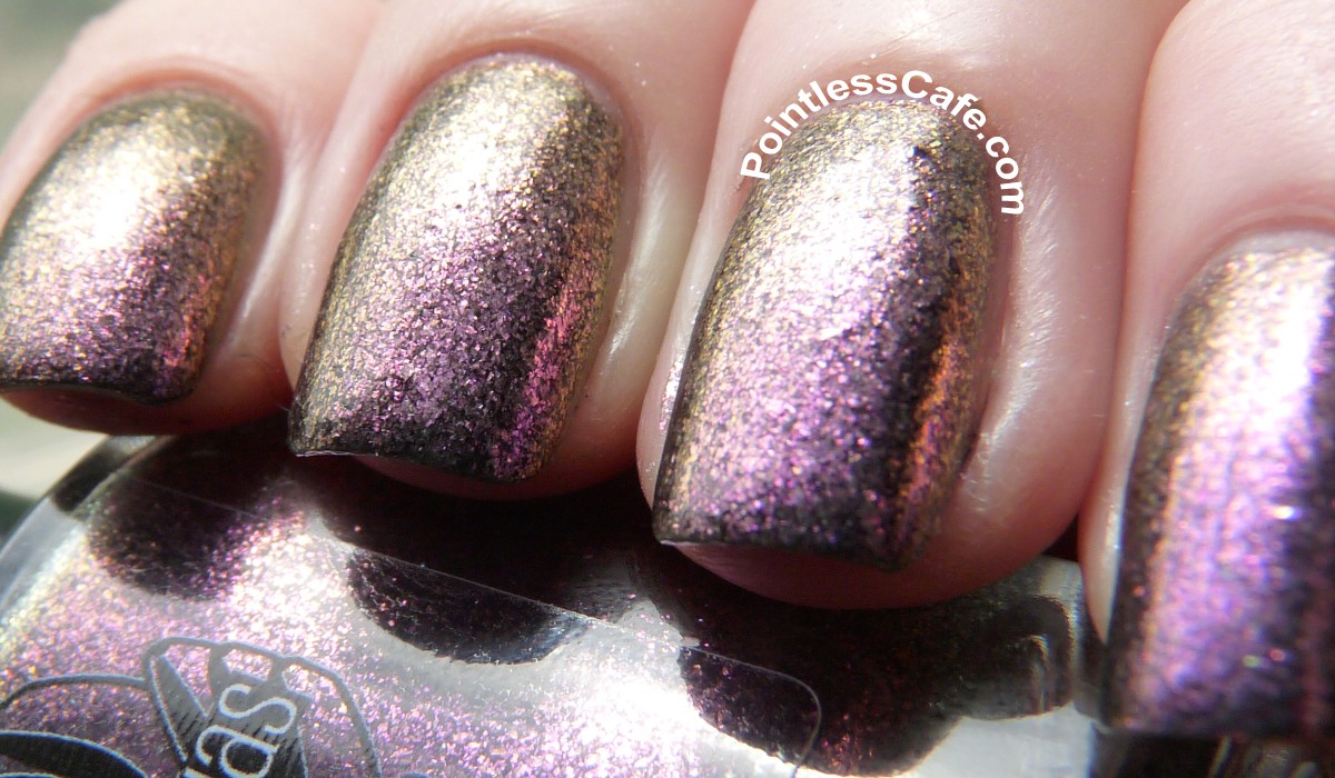 Indigo Bananas Wednesday - Swatches and Review | Pointless Cafe