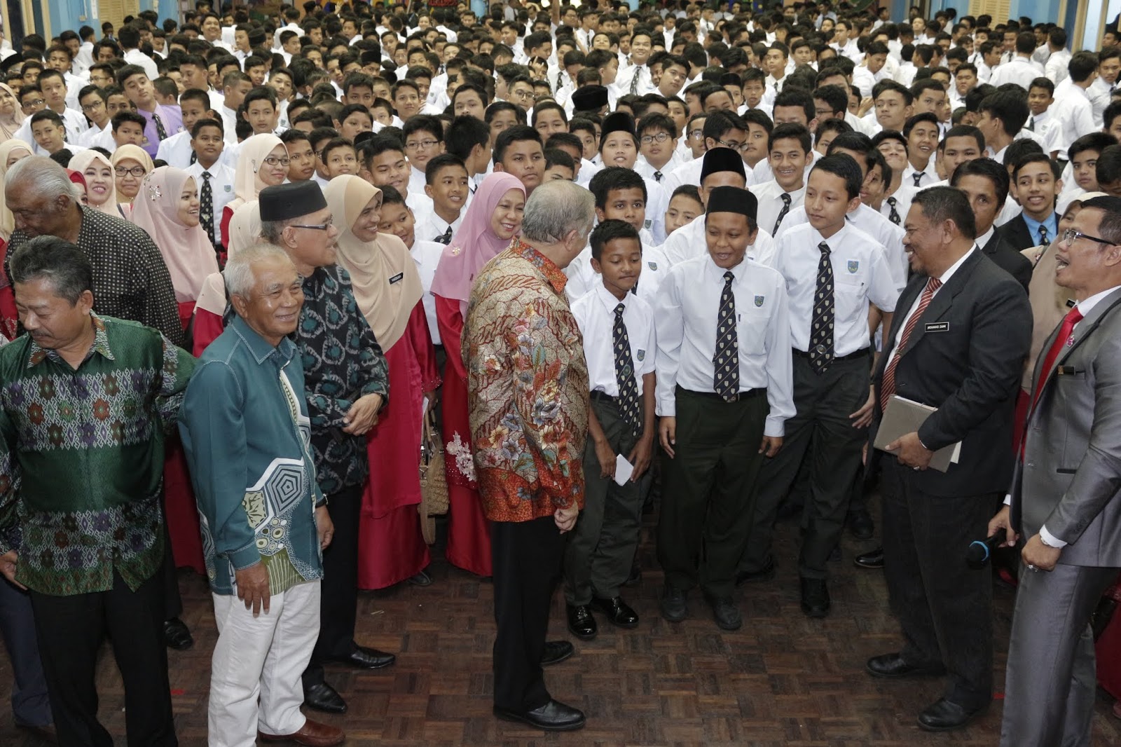 Sultan Ismail College: BICARA TOKOH
