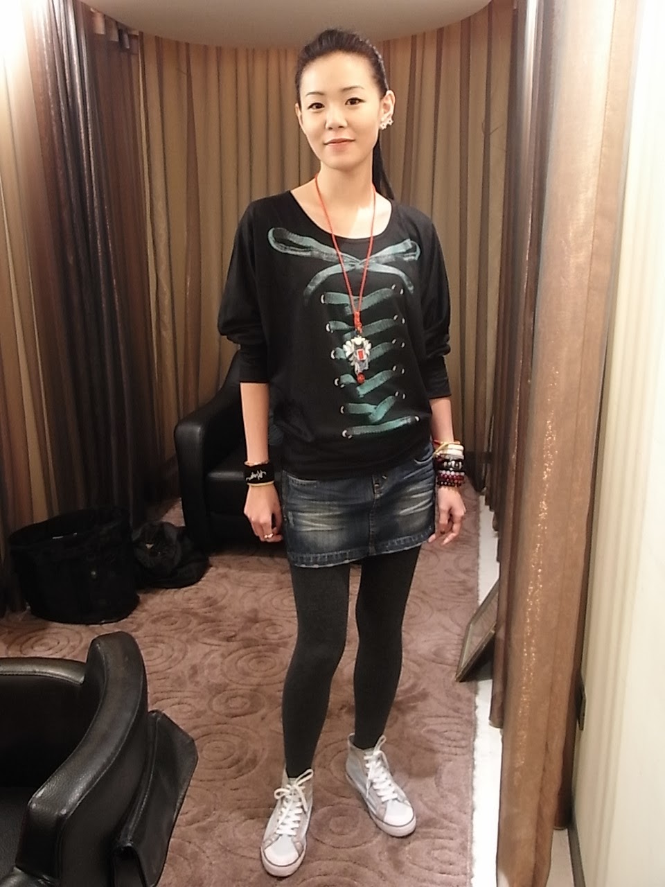 天空桌面：張懸 (CitySky Wallpapers Download: Deserts Chang): 張懸歌手檔案