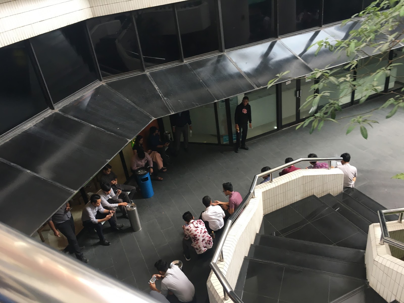 Arquitetura: Contoh bangunan ekologi di Indonesia: Wisma Dharmala ...