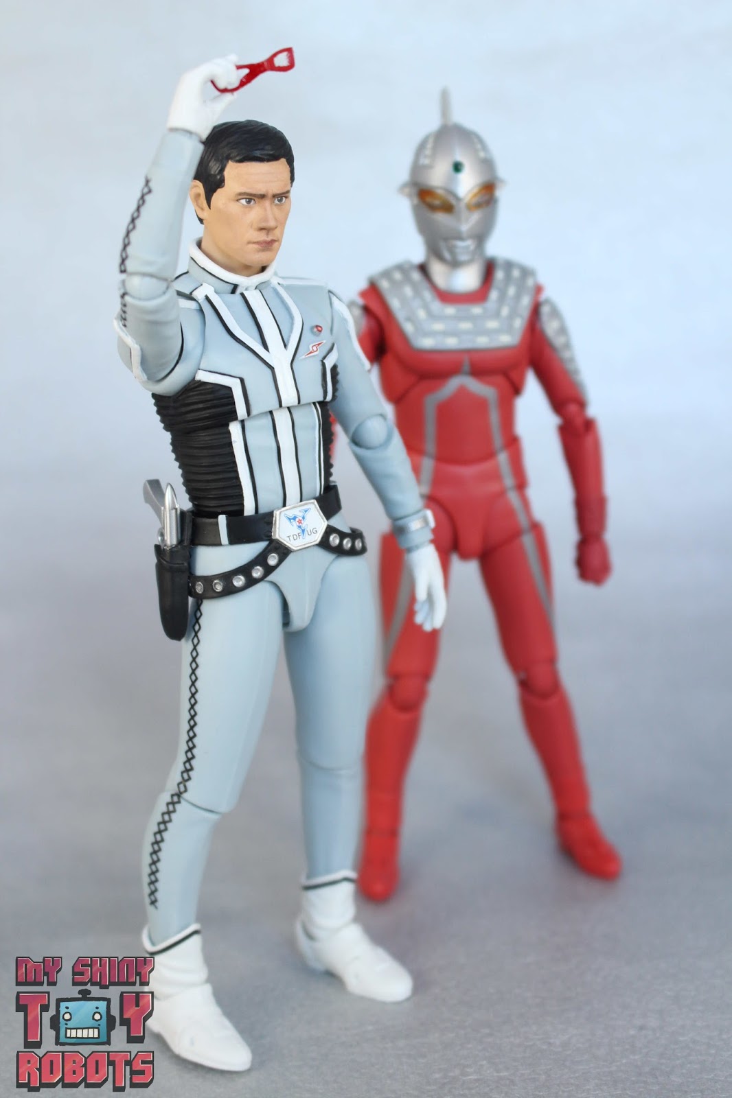 My Shiny Toy Robots: Toybox REVIEW: S.H. Figuarts Dan Moroboshi