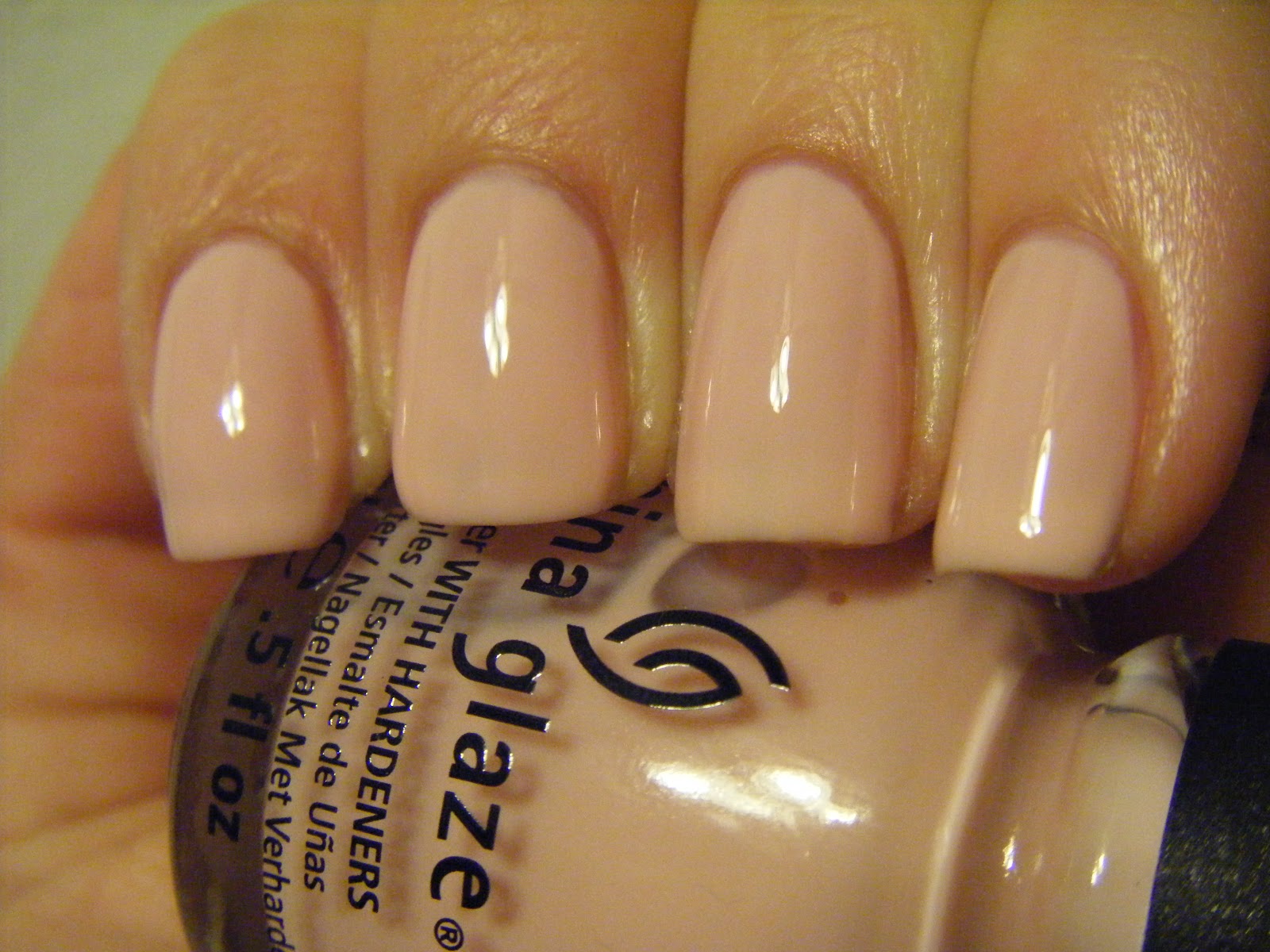 No Nekkid Nails: China Glaze Diva Bride