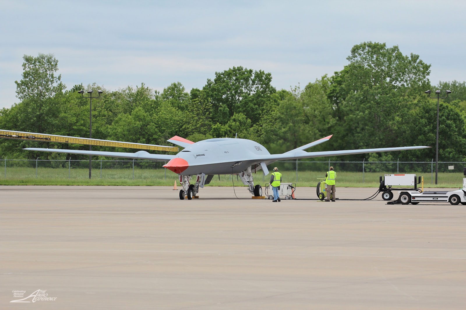 The Aero Experience: Boeing Tests MQ-25 Today Before First Flight