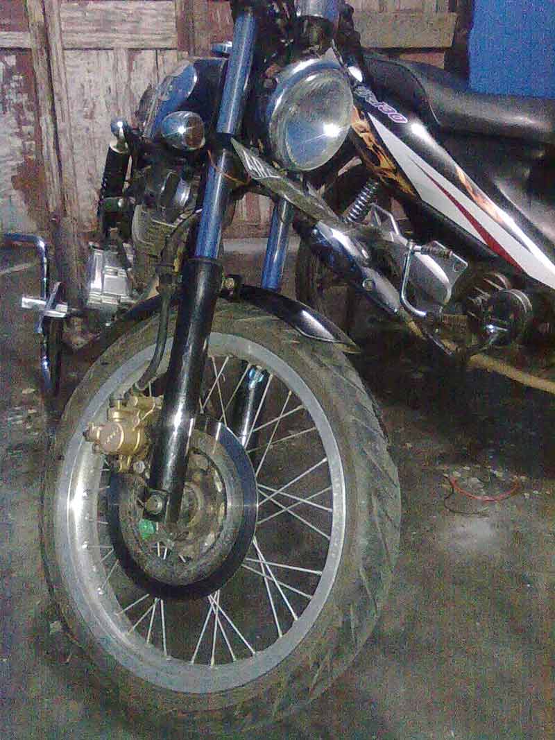 MOTOR KASTEM INDONESIA: Honda megapro th 2000 modif japschoper