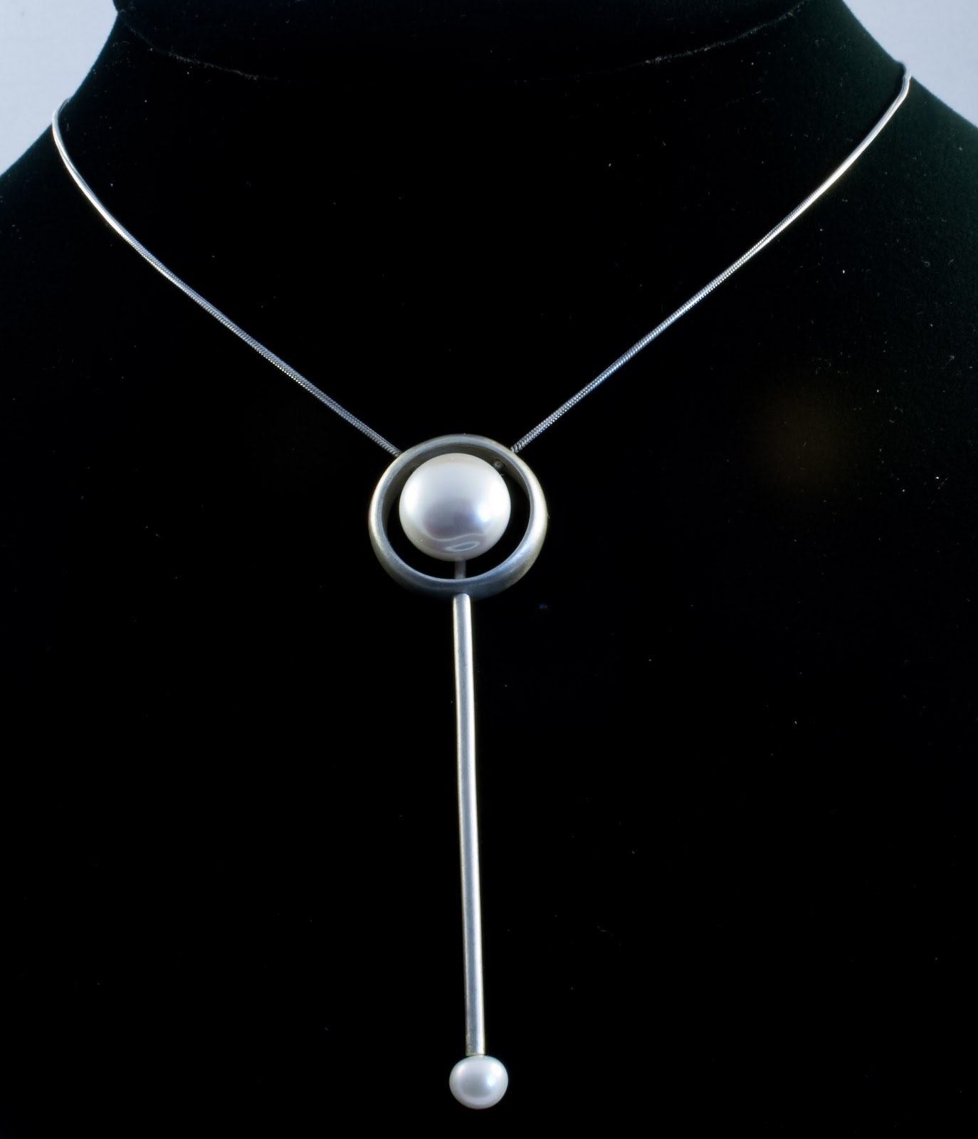 Meagan Dibb Jewellery Design: Silver and Pearl Necklace
